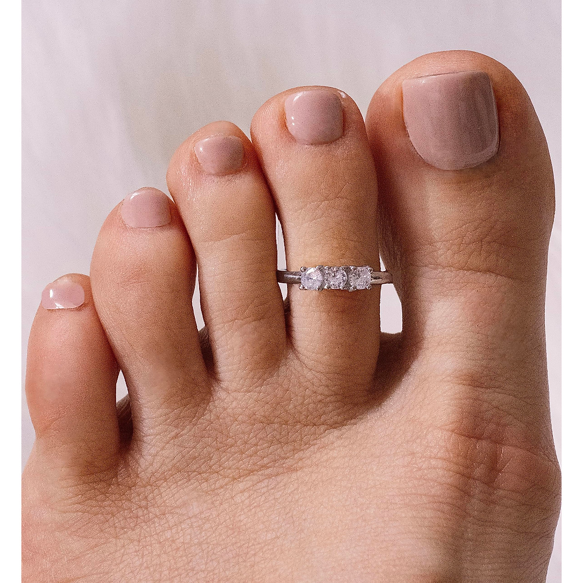 Hoops & Loops 925 Sterling Silver Cubic Zirconia Three Stone Toe Ring for Women and Teen Girls