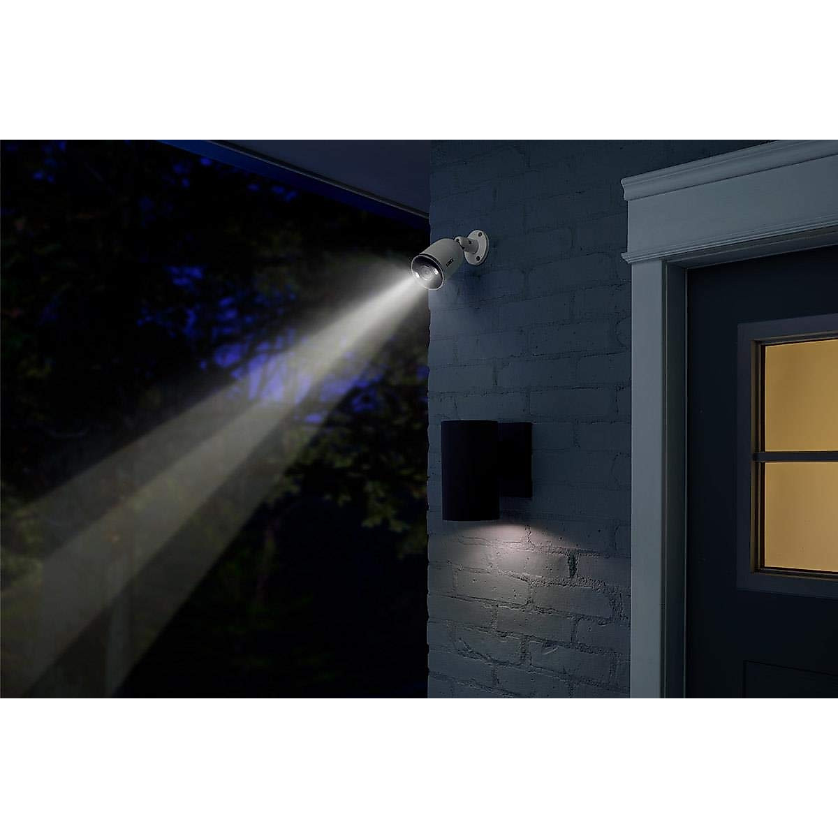 Lorex E892AB Indoor/Outdoor 4K Ultra HD Smart Deterrence IP Bullet Camera with Smart Motion Plus, 150ft NV, CNV, 2.8mm, IP67, Audio, White, 4PK