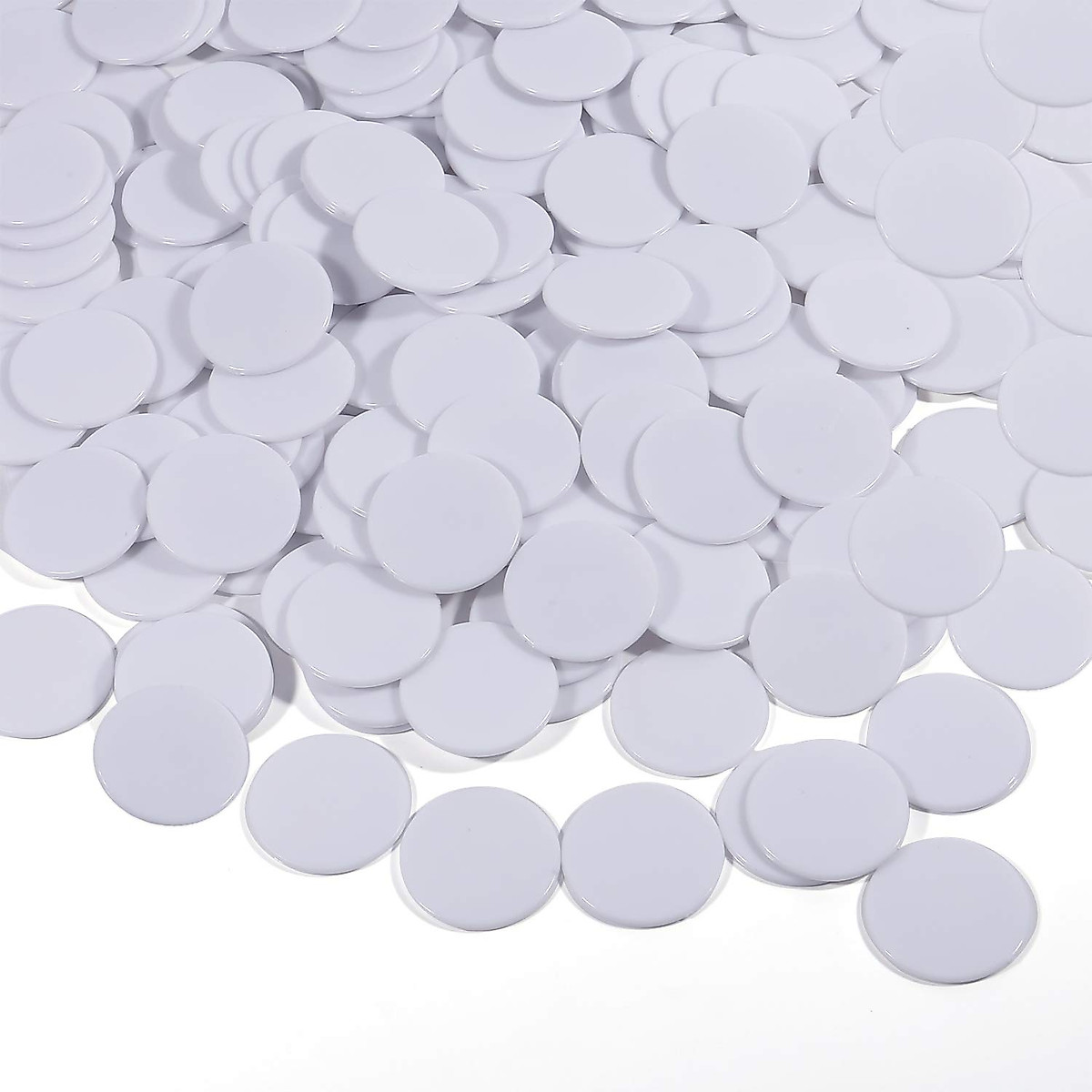 Coopay 1-1/5 inch Plastic Learning Counters Disks Bingo Chip Counting Discs Markers for Math Practice and Poker Chips Game Tokens, 200 Pieces(White)