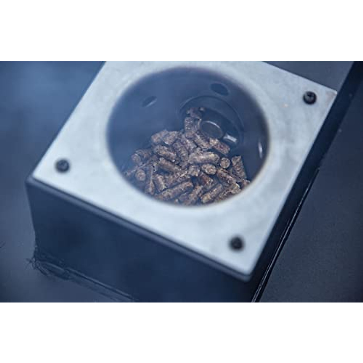 Louisiana Grills LG300SL Portable Pellet Grill, Black, Small