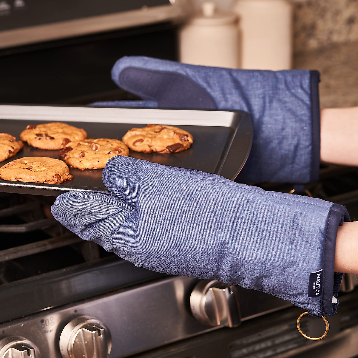 Nautica Home Kitchen Oven Mitts with Silicone Palm, Heat Resistant up to 500 Degrees F, Cotton Potholders for Cooking, Set of 2, Navy Solid
