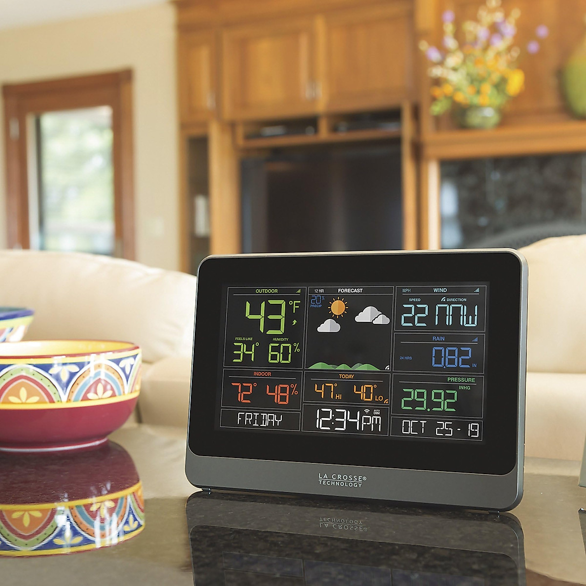 La Crosse Technology C83100-INT WiFi Professional Weather Station, Black