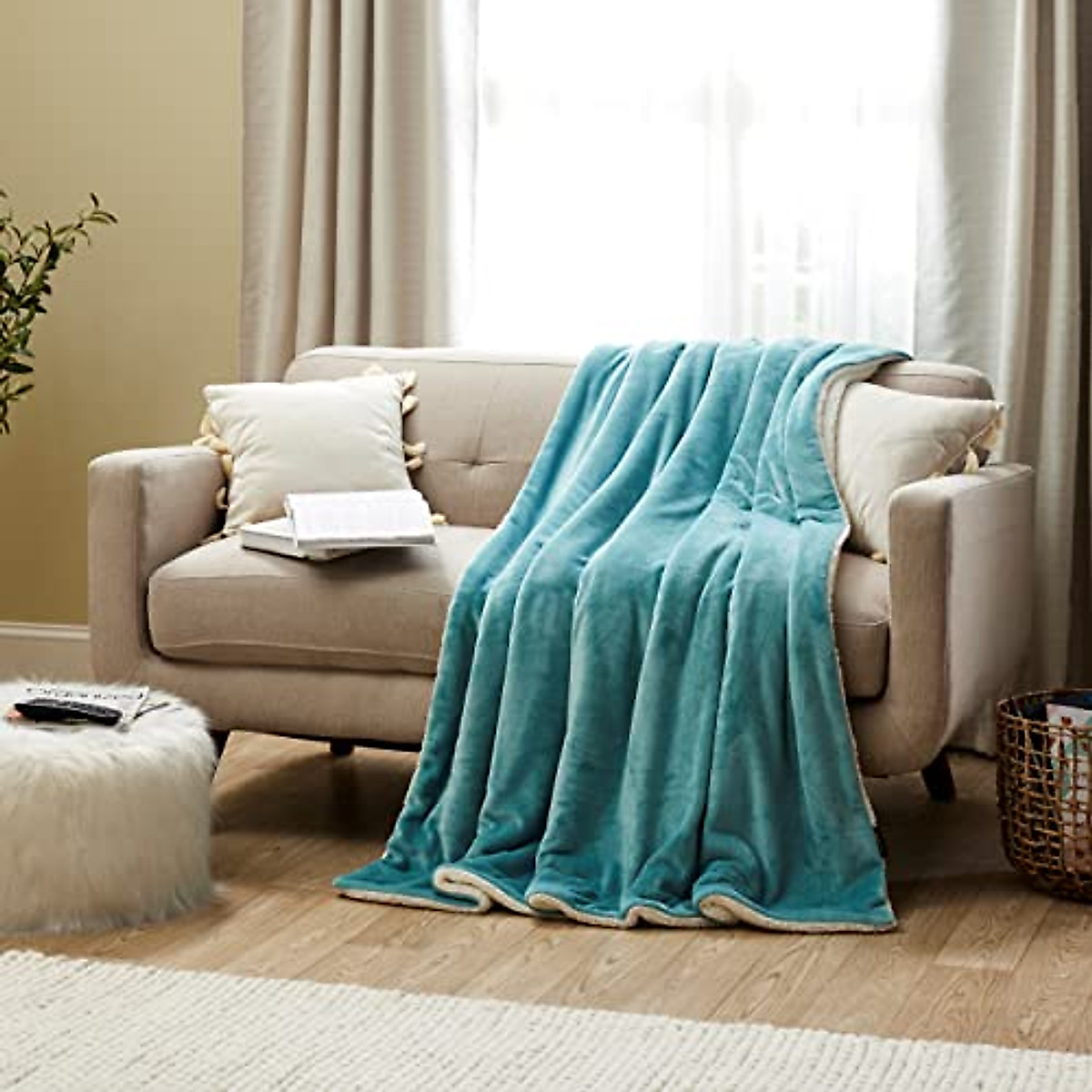 BELADOR Sherpa Fleece Queen Size Blanket for Bed - Fuzzy Warm Large Blankets - Anti-Static Soft Blanket, Fleece Blanket - Sherpa Throw Blankets & Throws for Sofa - 90x90 Inches