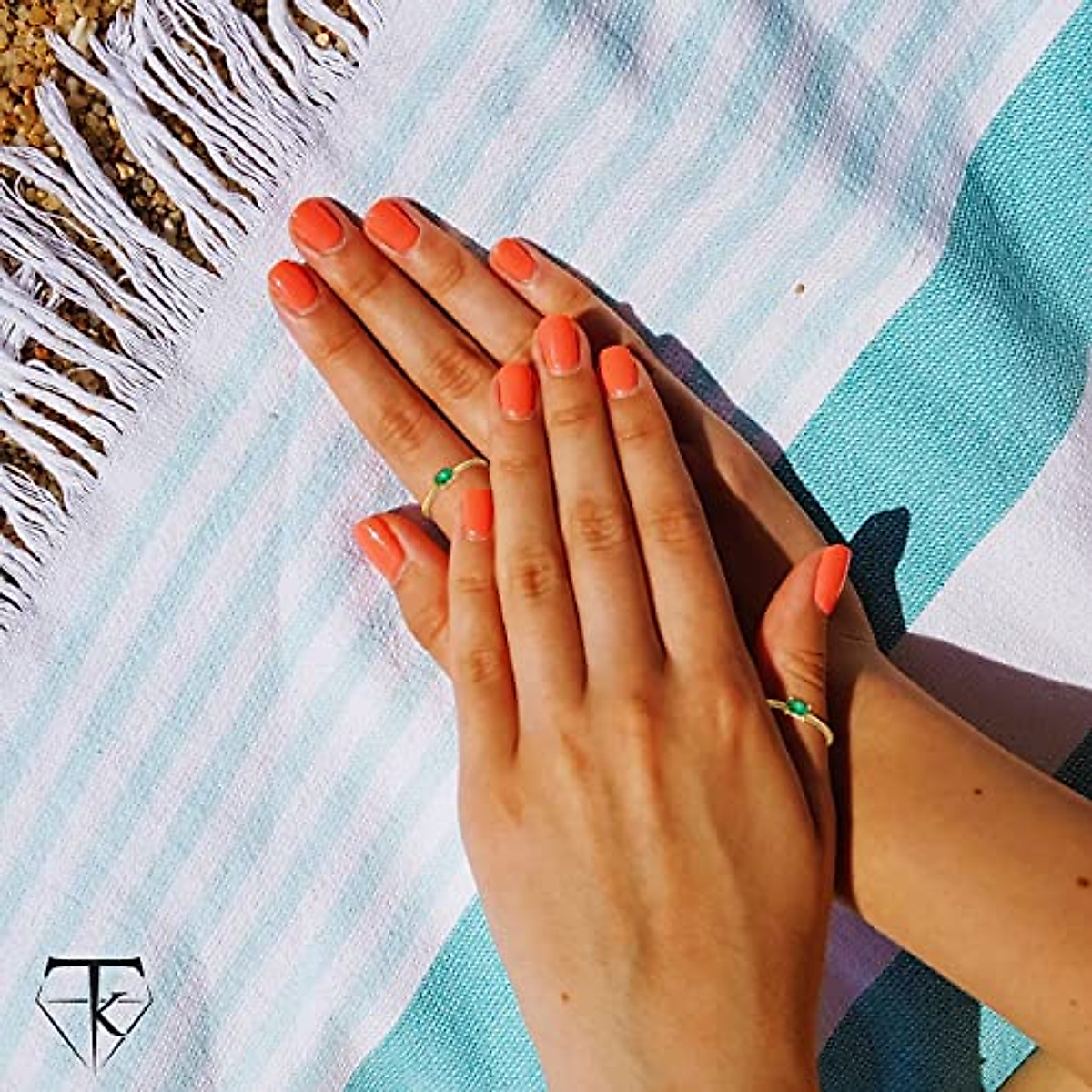 Takar Solid 14k Yellow Gold Solitaire Oval Genuine Emerald Stackable Ring (Size 9.5)