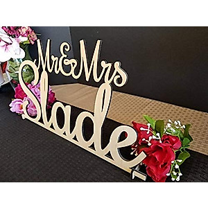 Mr & Mrs Sign - Custom Wedding Name sign - Script Surname - Personalized Wedding Sign - Sweetheart table - ROCH FONT