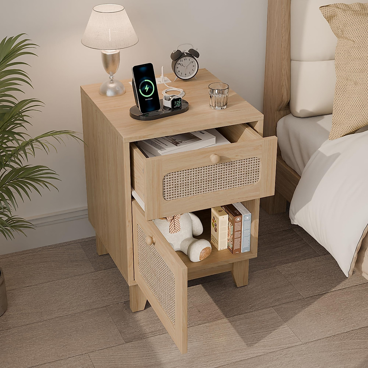 Modern Rattan Nightstand Set of 2, Wicker Rattan Stand with Drawer and Charge Station, Wooden Bedside Table for Small Spaces, Natural Wood Side Table for Bedroom (with Charging Station, 2)