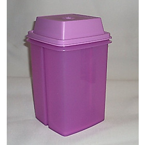 Tupperware Large Square Pick-a-Deli Container in Lavender Purple