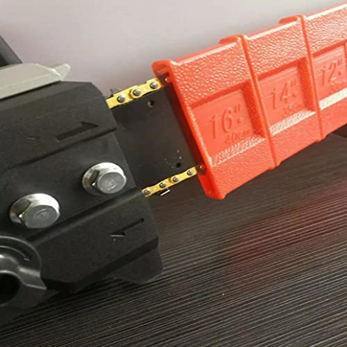 Eioflia Chainsaw Bar Blade Protective Cover Scabbard Universal Guide Plate Scabbard Cover for Garden Tools Scabbard Universal Guide Plate Plastic Chainsaw Bar Protective Cover