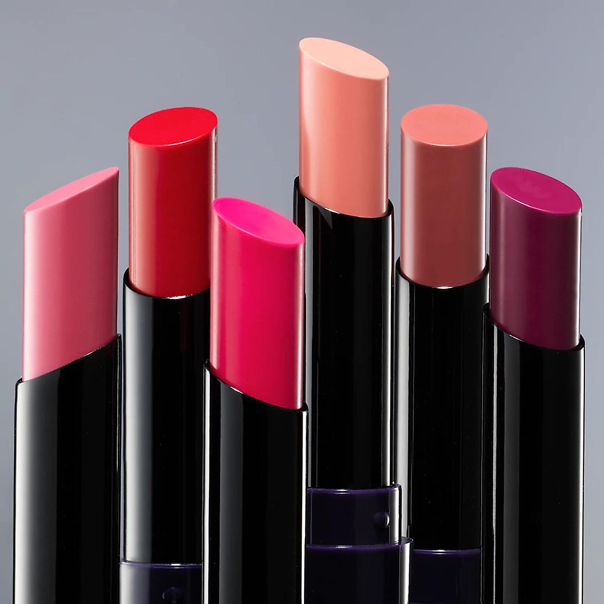 Kevyn Aucoin Unforgettable Lipstick, Roserin color with Shine finish: Intense color plus slim design with a weightless formula allows for a precise application for a makeup novice or expert.