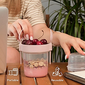 Osier Blanc 4 Pack On The Go 21.9 oz Breakfast Cups with Lids and Spoon, Reusable Cereal Yogurt Cup with Topping Plastic Overnight Oats Container for Granola Oatmeal (21.9 oz - 4 Colors Set)