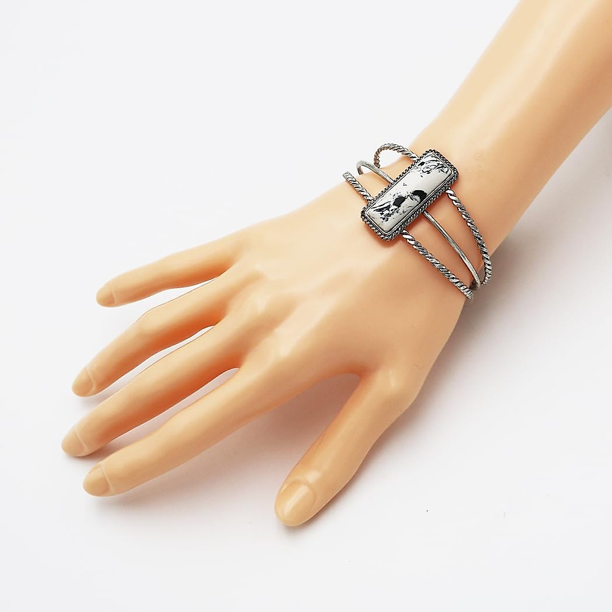 Rosemarie & Jubalee Women's Western Style Semi Precious Howlite Stone Open Cuff Bracelet (Rectangular White With Black Howlite Stone)