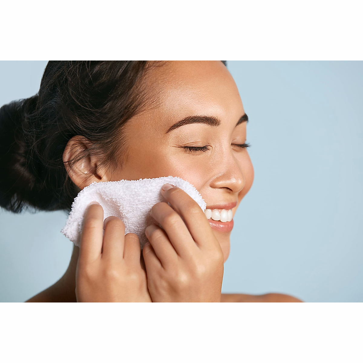 GOLD TEXTILES Premium Washcloths Towel Set (48 Pack, White, 12x12 Inches) Multi-Purpose Soft, Machine Washable Sports & Workout Towels (Pack of 48-12x12)