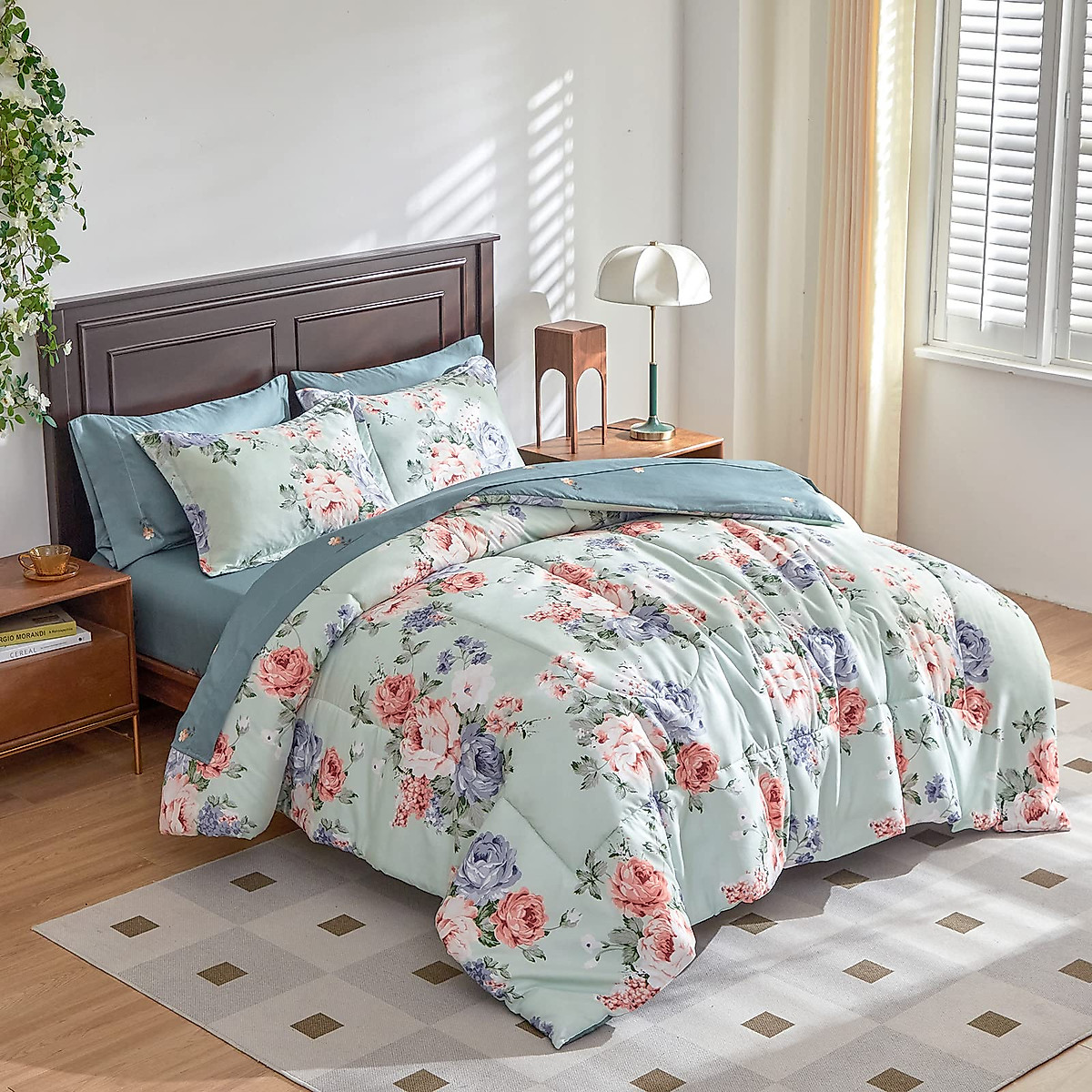 Floral Comforter Sheet Set Bed in a Bag 6 Pieces Twin Size Red Flowers Microfiber Summer Bedding Set (1 Comforter 2 Pillow Shams 1 Flat Sheet 1 Fitted Sheet 1 Pillowcases)