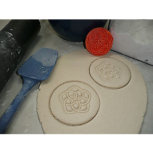 CELTIC KNOT ETERNITY SYMBOLS SET OF 5 COOKIE STAMP EMBOSSERS MADE IN USA PR1616 Multicolor