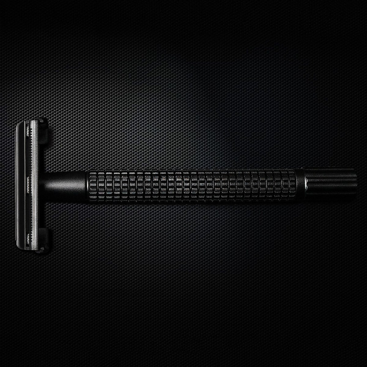 QSHAVE Double Edge 4 inch Long Handle Safety Razor for Men or Women Twist Butterfly Open Matte Black Steel Coating (1 Razor + 5 pcs Titanium Coated Blades + Leather Travel Case)