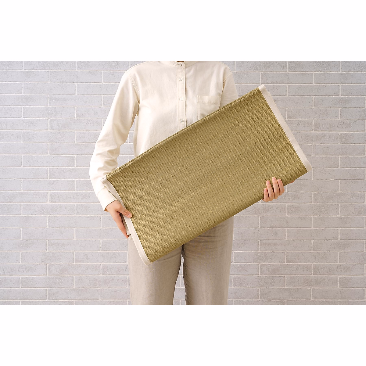 FULI Japanese Tatami Igusa Rush Grass Sleeping Mat, Mattress Pad Futon Topper, Relaxation, Made in Japan - Full Size (53.15" x 68.50")