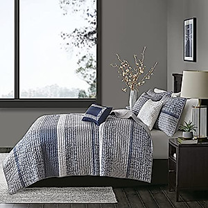 Madison Park King Quilt Set Lustrous Jacquard & Glitter Accent Coverlet Set for King Size Bed - All Season, Lightweight King Quilt Set, Shams, Decorative Pillow, King/Cal King Chevron Grey/Navy