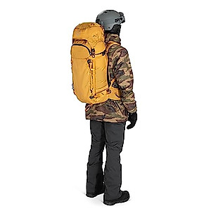 Osprey Soelden 42L Men's Ski and Snowboard Backpack, Black