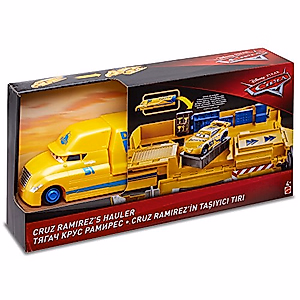Disney Pixar Cars Cruz Ramirez's Hauler Playset