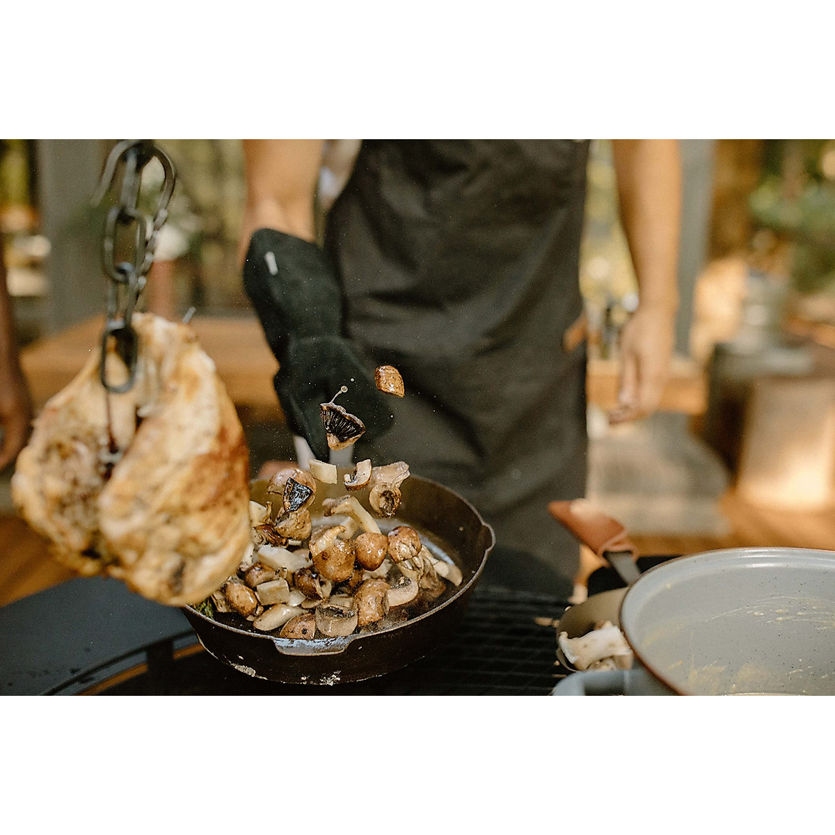 Barebones 10 Inch Cast Iron Skillet - Black Flat Enameled Cast Iron Skillet with Lid, Frying Pan