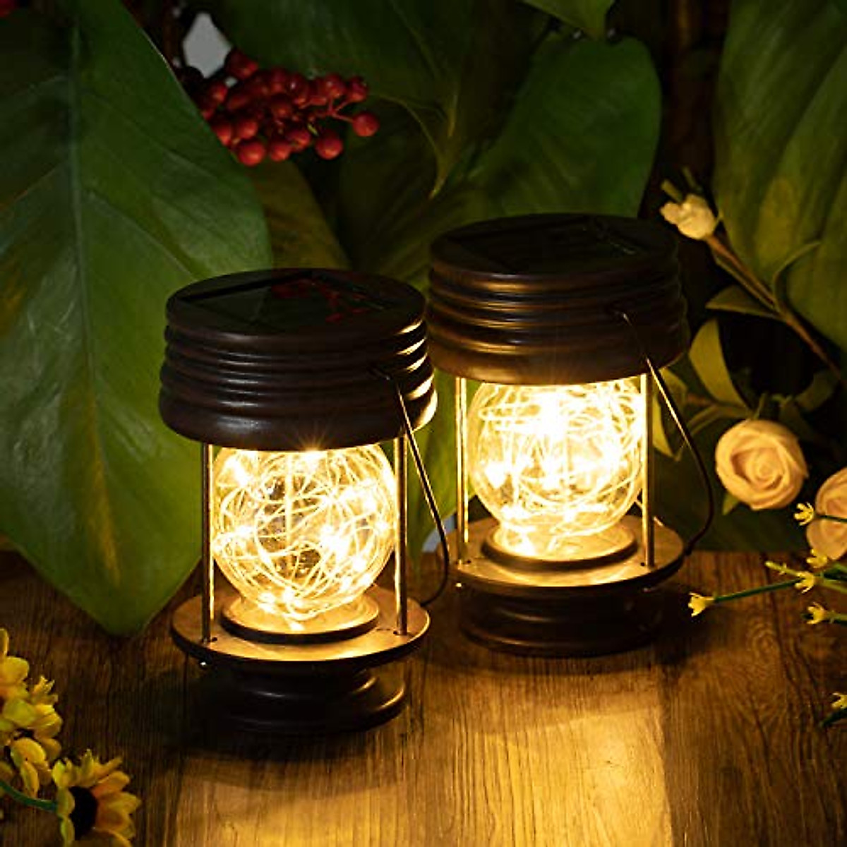 Hanging Solar Lanterns Outdoor - 20 LED Solar Powered Christmas Fairy Lights, Landscape Waterproof Lanterns lamp with Retro Design for Patio, Yard, Garden and Pathway Decoration (Warm Light)