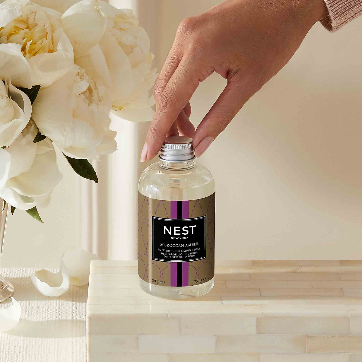 NEST New York Reed Diffuser Liquid Refill, Moroccan Amber - 5.9 fl oz - Fragrance for Up to 90 Days - Flame Free