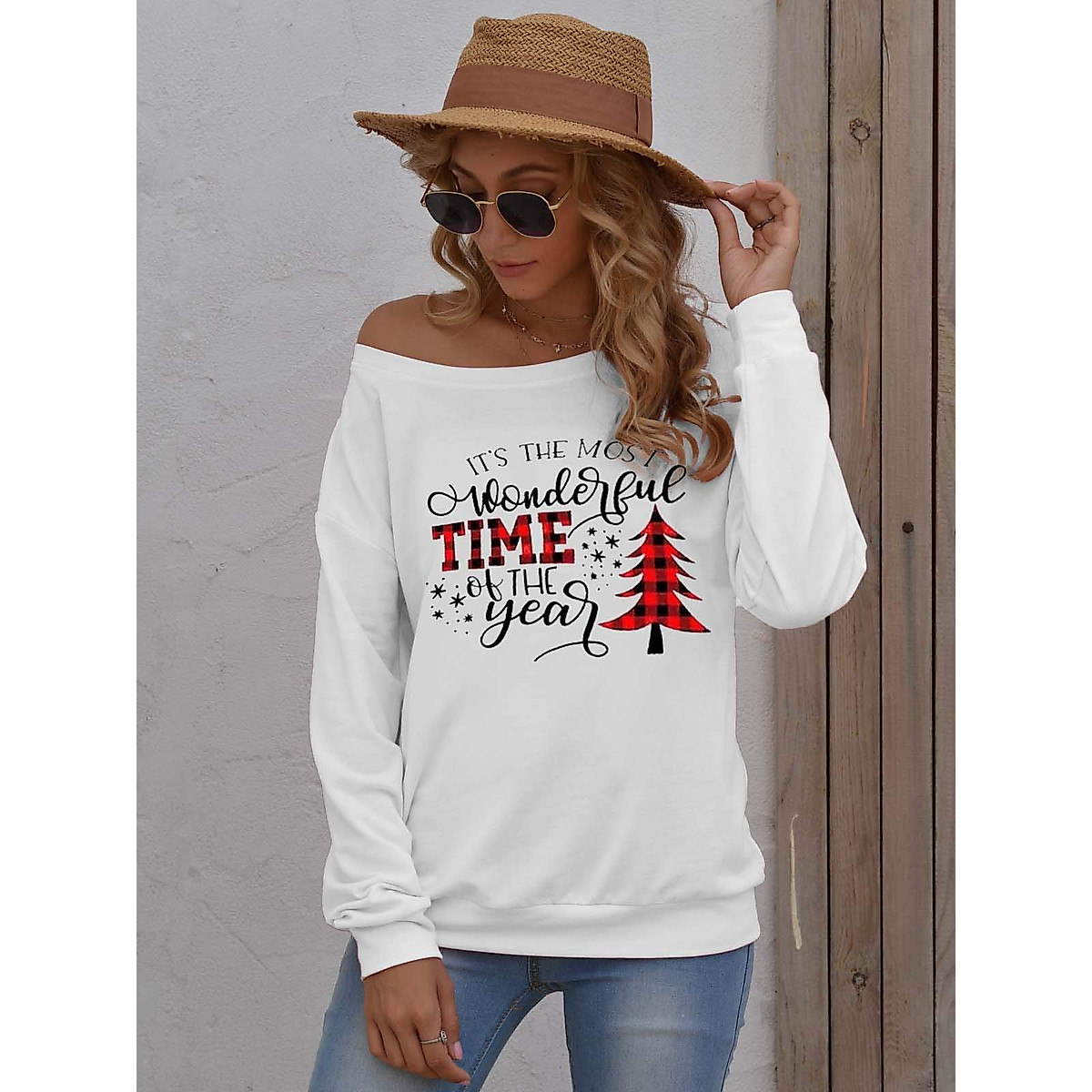 SENFURE Merry Christmas Sweatshirts for Women Christmas Tree Print Long Sleeve Sweatshirt Off the Shoulder Pullover T-Shirt Top