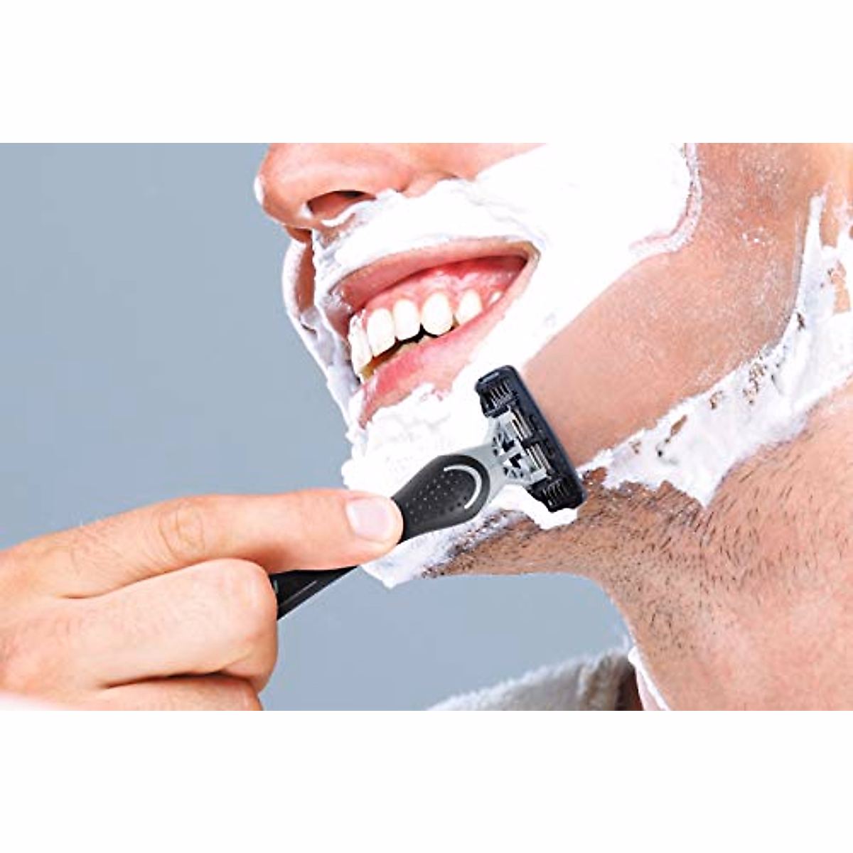 BIC Flex 4 Refillable Men's Disposable Razors, For a Smooth, Ultra-Close and Comfortable Shave, 1 Handle and 4 Cartridges, 5 Piece Razor Set