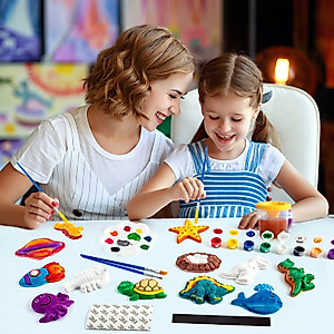 Juboury Kids Arts and Crafts Set Painting Kit - Plaster Painting Craft Kit Art Set - Painting Your Own Space Dinosaurs & Marine life Figurines - Ceramic Painting Kit for Kids, Girls, Boys, Toddlers