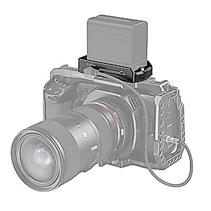 SmallRig NP-F Battery Adapter Plate Lite for Sony NP-F Battery, w/ 12V/7.4V Output Port, LED Low Battery Indicator - 3018