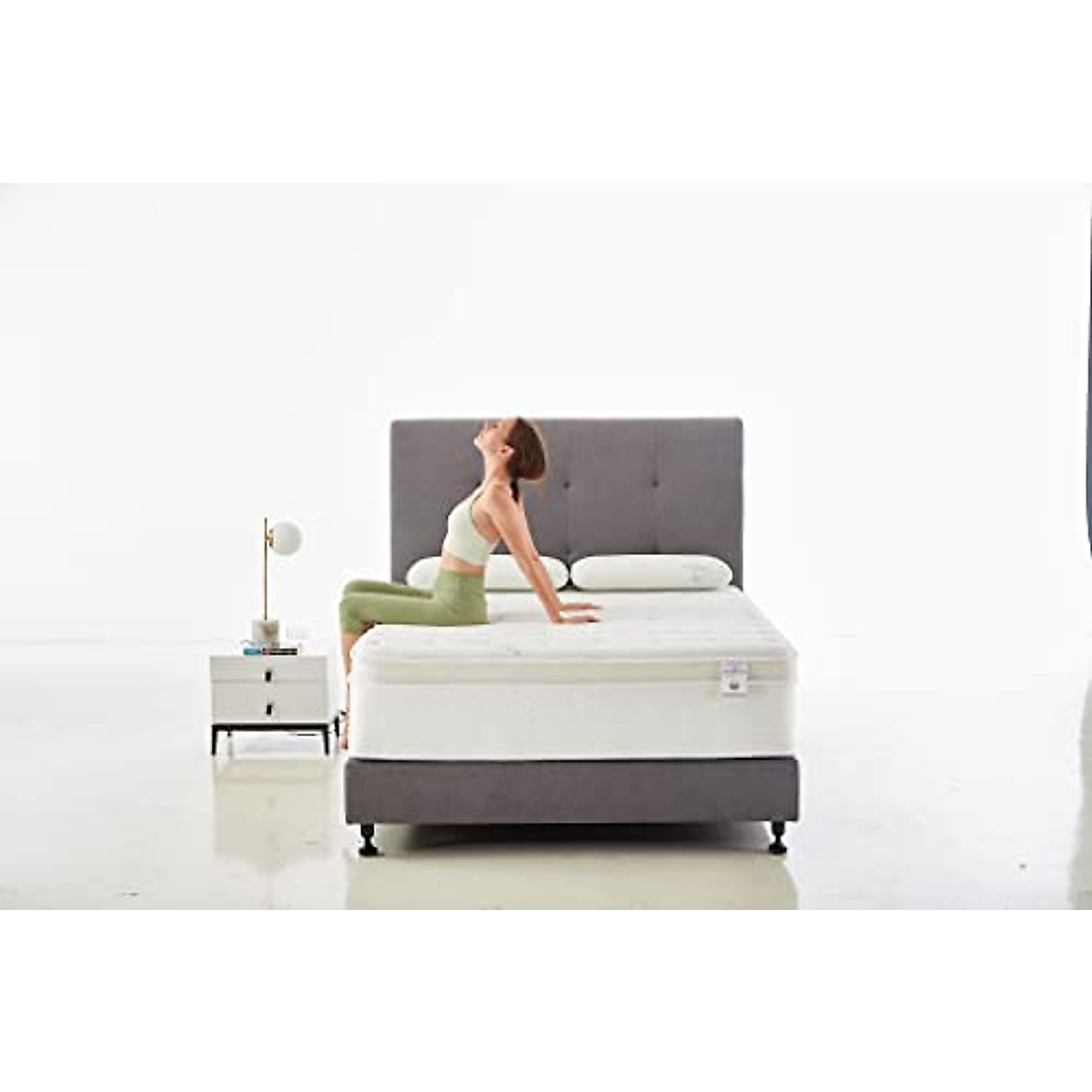 Full Size Mattress - 14 Inch Cool Memory Foam & Spring Hybrid Mattress with Breathable Cover - Comfort Plush Euro Pillow Top - Rolled in a Box - Oliver & Smith