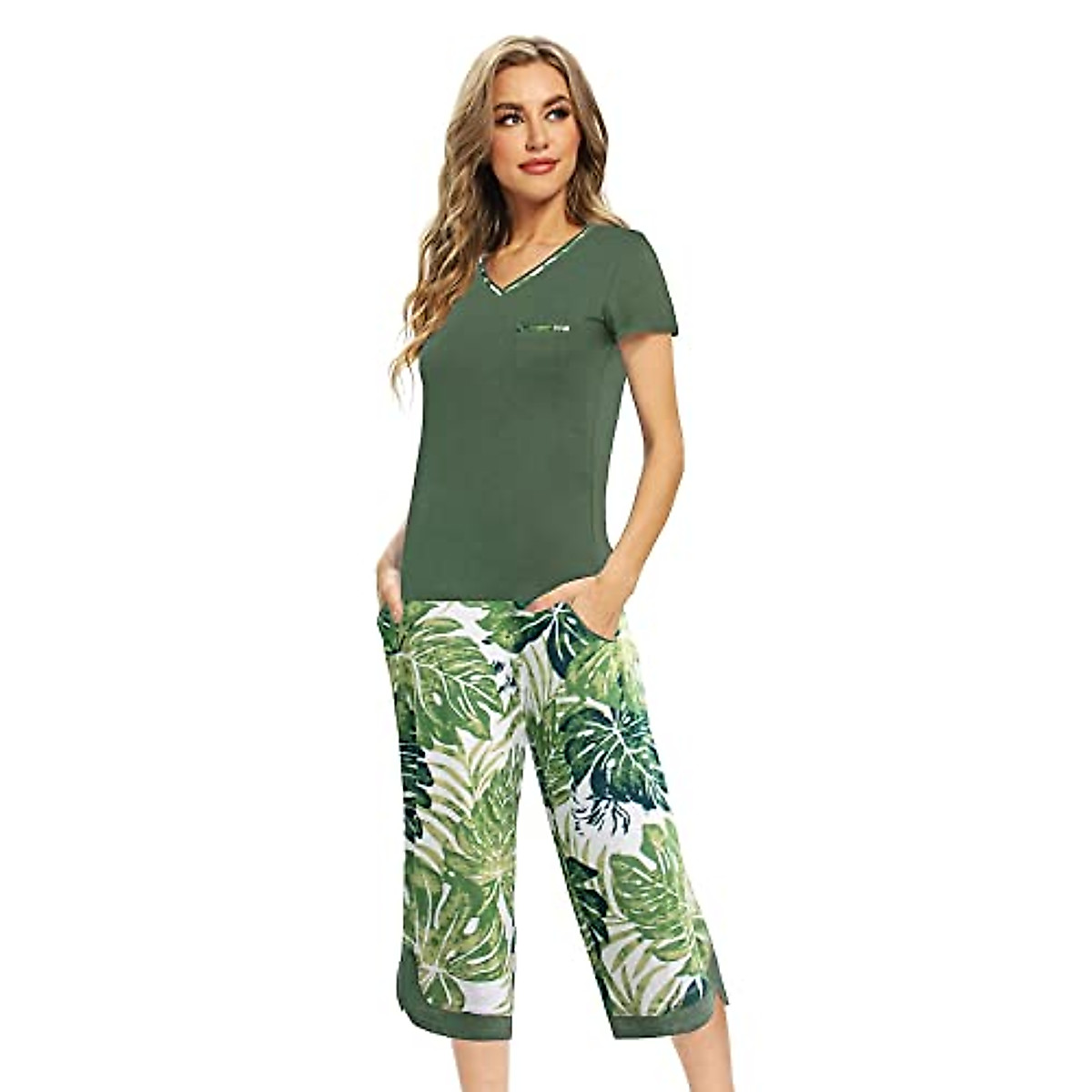 IZZY + TOBY Womens Capri Pajama Set Summer Pajamas for Women Short Sleeve Top with Capri Pants Sleepwear Cotton Pjs Sets Ladies Pajamas Sets Print Capri Pajama Sets Lounge Set Dark Green Leaf M