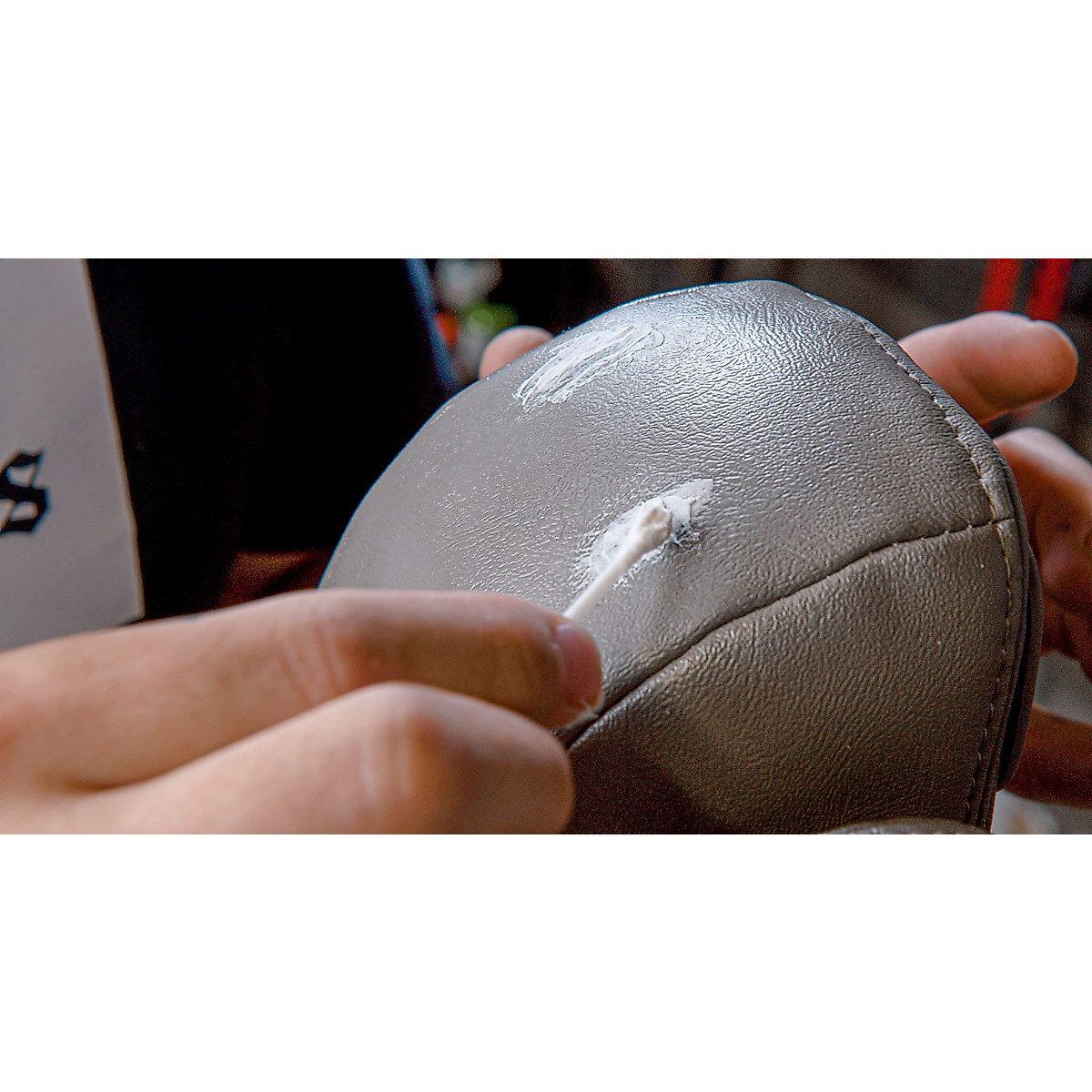 Angelus Leather Filler for Filling or Repairing Holes, Tears, Cracks, Scratches, for Leather Car Seats, Furniture, Shoes- Flexible - 2oz