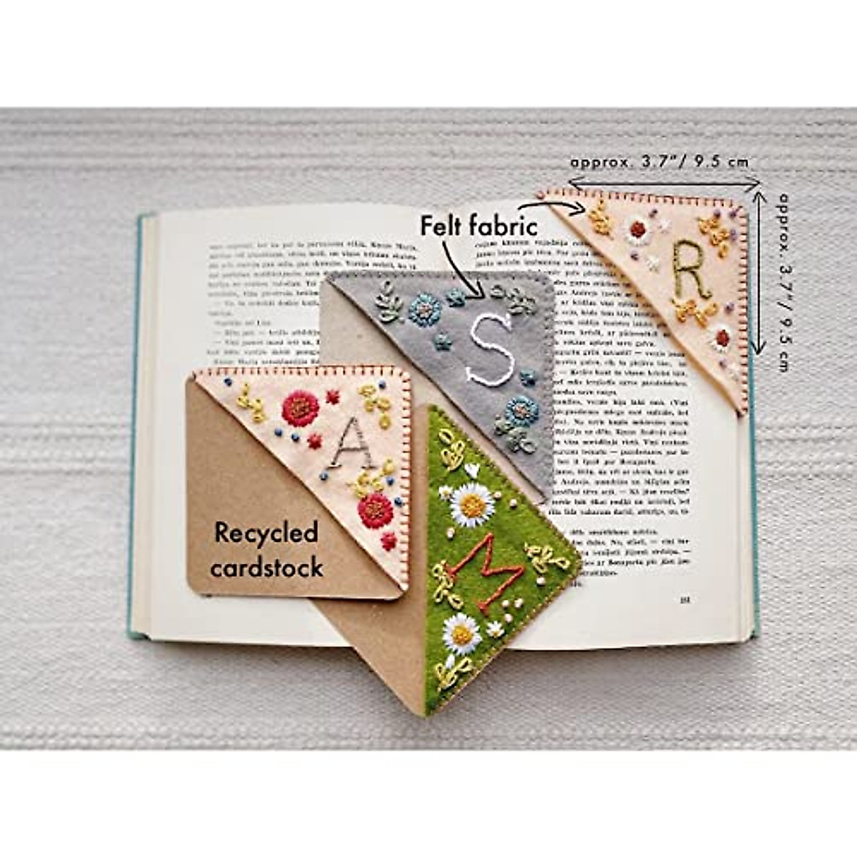 Personalized Custom Hand Embroidered Corner Bookmark for Women,Unique Letter Gift with Envelope Packaging for Book Lovers (Summer)