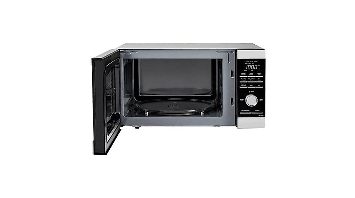 Panasonic 1.3 Cu. Ft Microwave with Inverter Technology