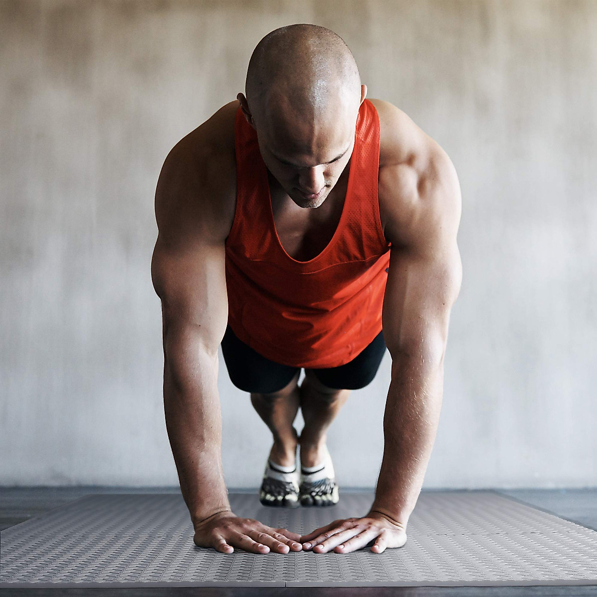 Velotas 1/2 Inch Interlocking EVA Foam Personal Fitness Mat, Diamond Plate Exercise Mats for Indoor Workout, 24 in x 24 in