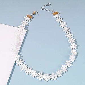 Yheakne Boho Flower Lace Choker Necklace White Lace Tattoo Choker Necklace Daisy Flower Collarbone Necklace Retro 90s Choker Necklace Chain Jewelry for Women and Girls (White)
