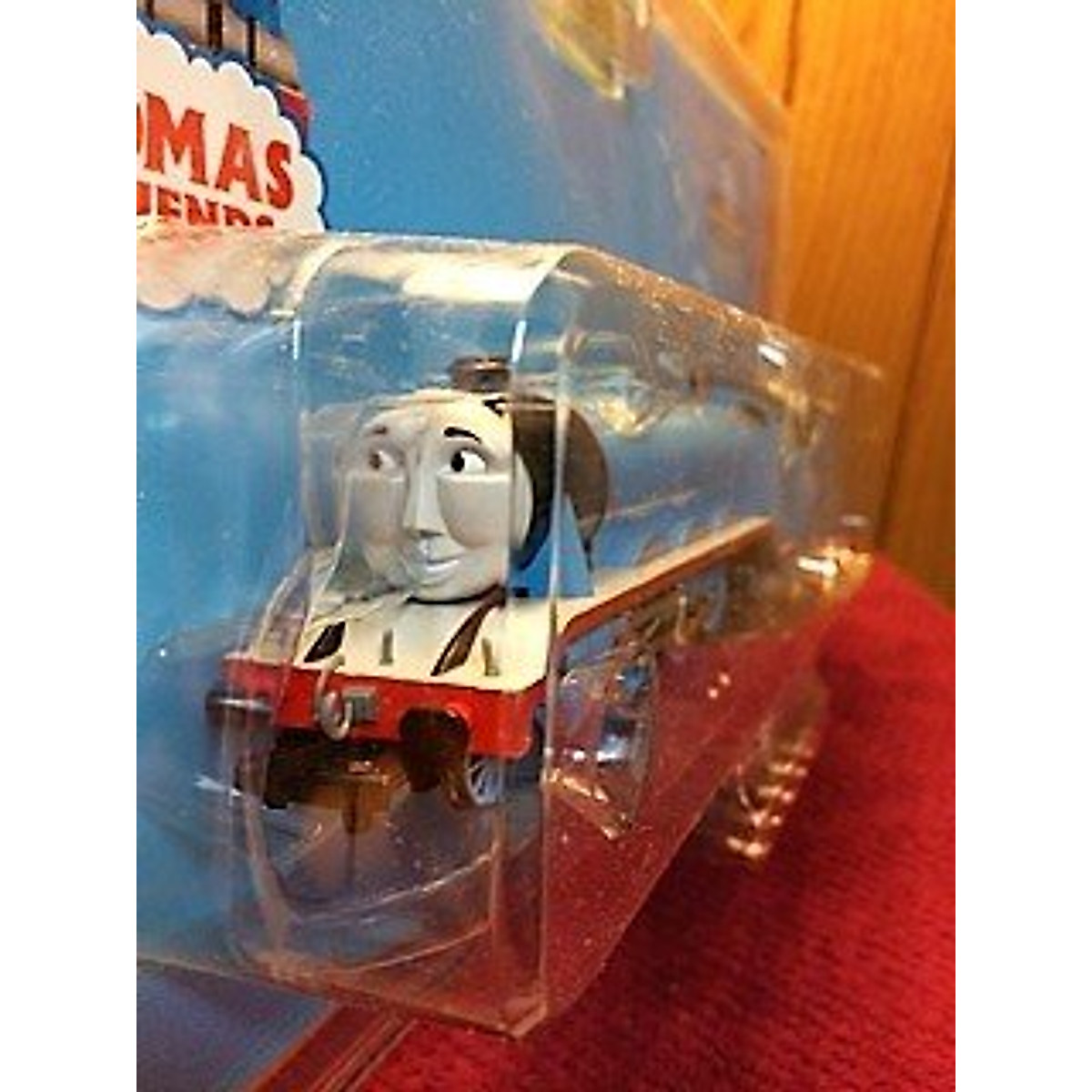 Bachmann Trains - THOMAS & FRIENDS GORDON THE EXPRESS ENGINE w/Moving Eyes - HO Scale