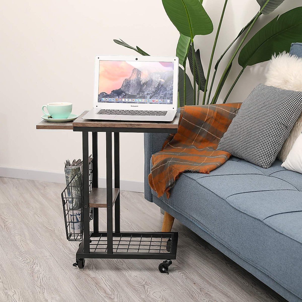 X-cosrack C End Table with Wheels C Shaped Side Table with Side Pocket Industrial Wood Sofa Side End Tables Rolling Casters for Coffee Laptop Sofa Couch Bed Living Room