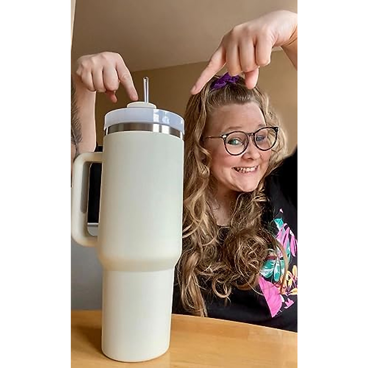 Extourber 40 OZ Tumbler with Handle and Straw, Insulated Water Tumbler for Home,Office or Car - Reusable Iced Coffee Cup,Double Vacuum Stainless Steel Travel Coffee Mug,Keep Hot/Cold for Hours (Dune)