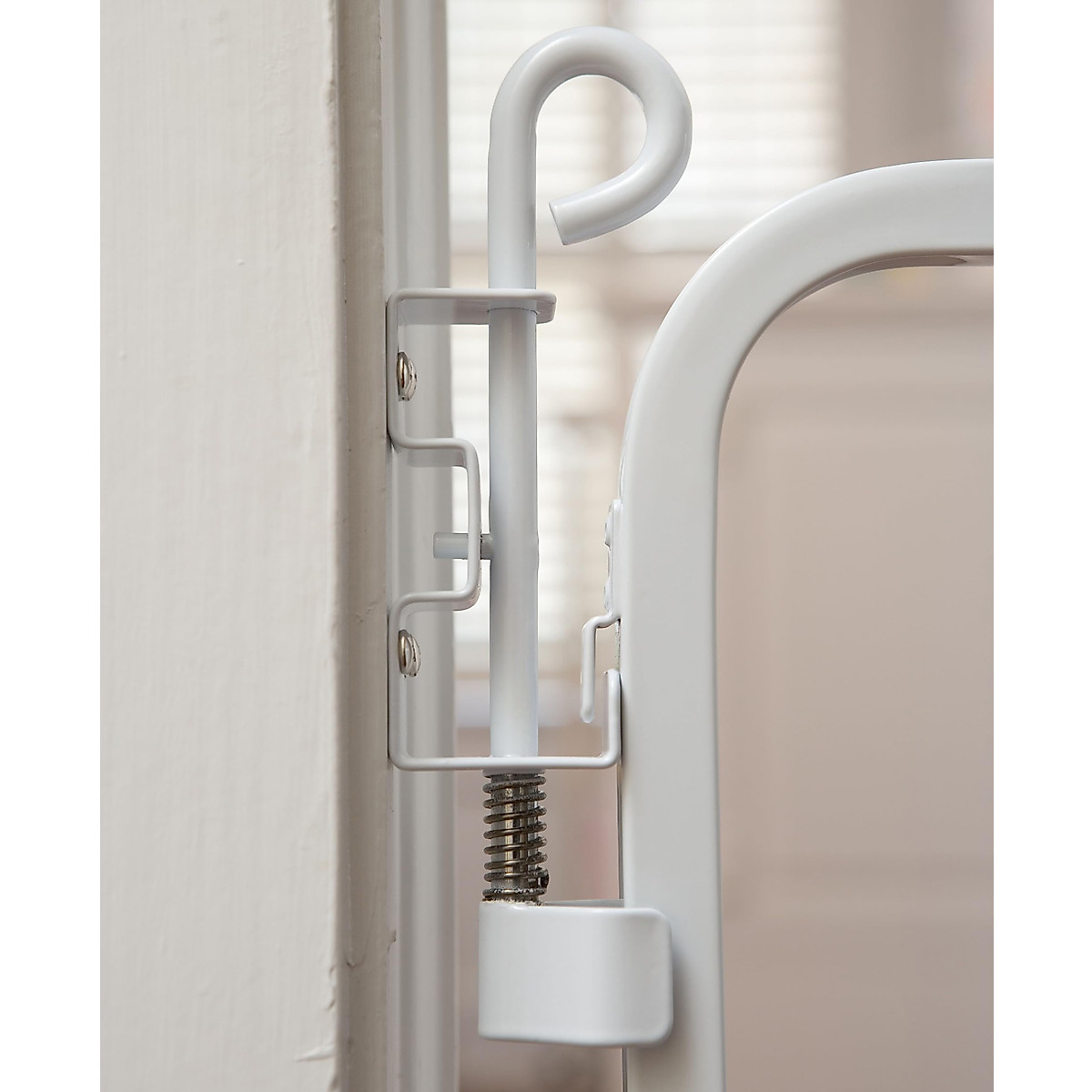 Cardinal Gates MG15 Auto-Lock Baby Gate - Adjustable Indoor Dog Gate - Aluminum Safety Gate for Kids & Pets - 26.5 to 40.5 Inches Wide - White