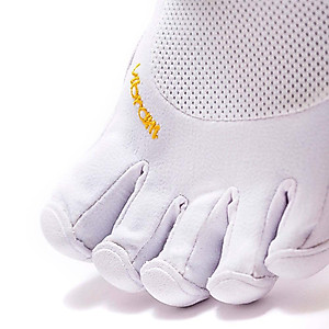 Vibram FiveFingers Women's KSO Running Shoes White 38 (EU) 7.5 (US)