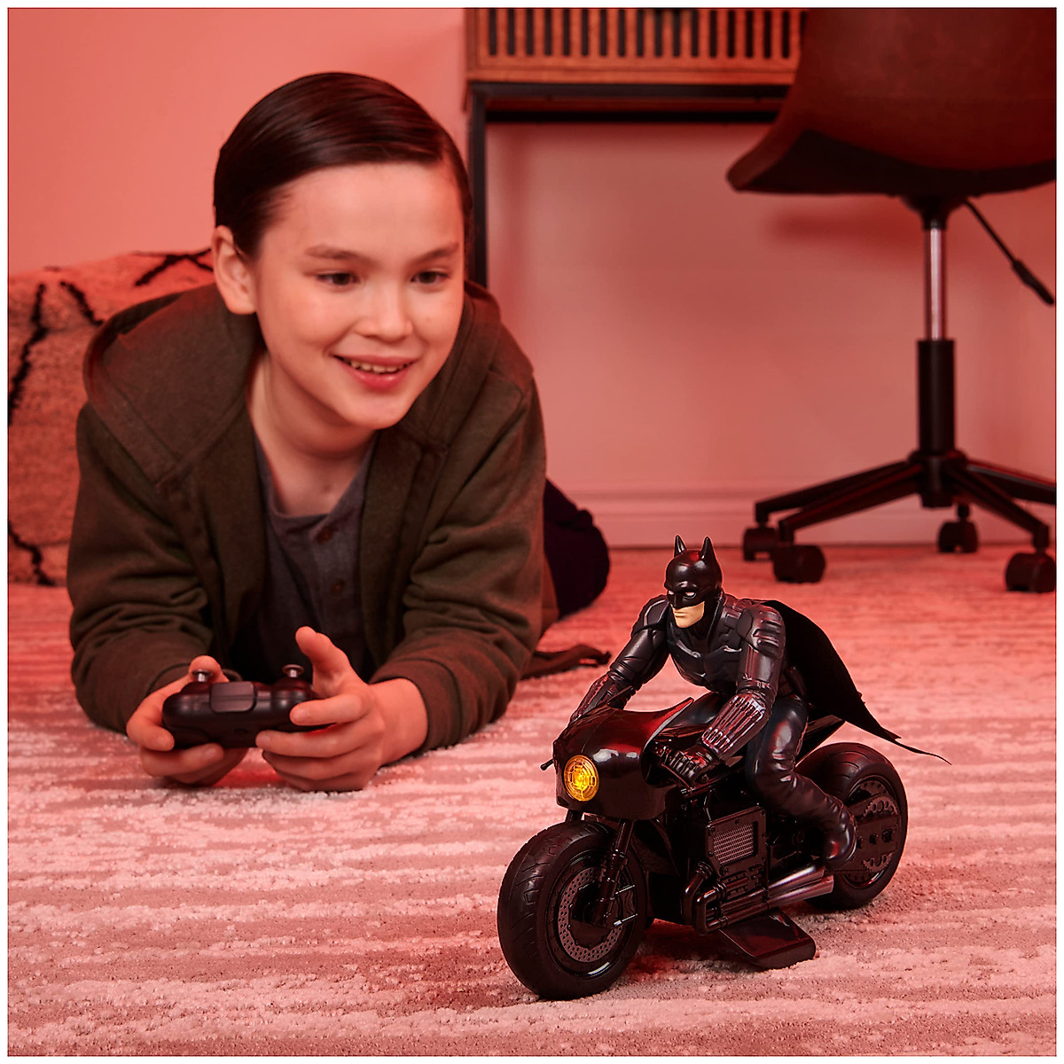 DC Comics, The Batman Batcycle RC with Batman Rider Action Figure, Official Batman Movie Styling, Kids Toys for Boys and Girls Ages 4 and Up