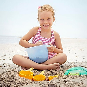 Melissa & Doug Sunny Patch Seaside Sidekicks Sand Baking Set-Beach Toy, Outdoor Play For Kids Ages 3+
