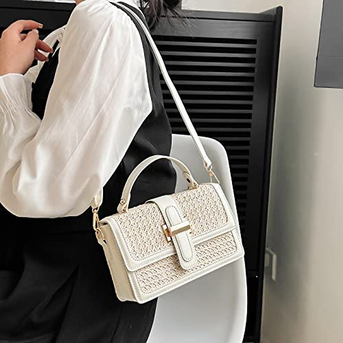 OWGSEE Straw Crossbody Bags for Women, Summer Straw Purses and Handbags Shoulder Clutch Bag for Vacation (Beige)