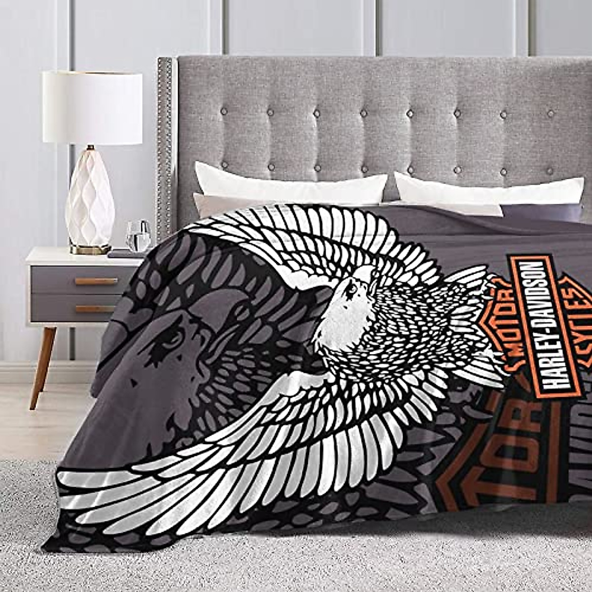 Emiyrtn Motorcycle Lovers Gifts Throws Blanket Super Soft and Stylish Flannel All-Season Living Room, Bedroom Warm Blanket, Used for Bed, Sofa, Travel, Camping（60x50inch）