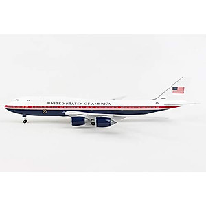 Daron Skymarks 747-8i Air Force One (VC25B) 1/200 Scale w/Gear SKR1076 New 2020