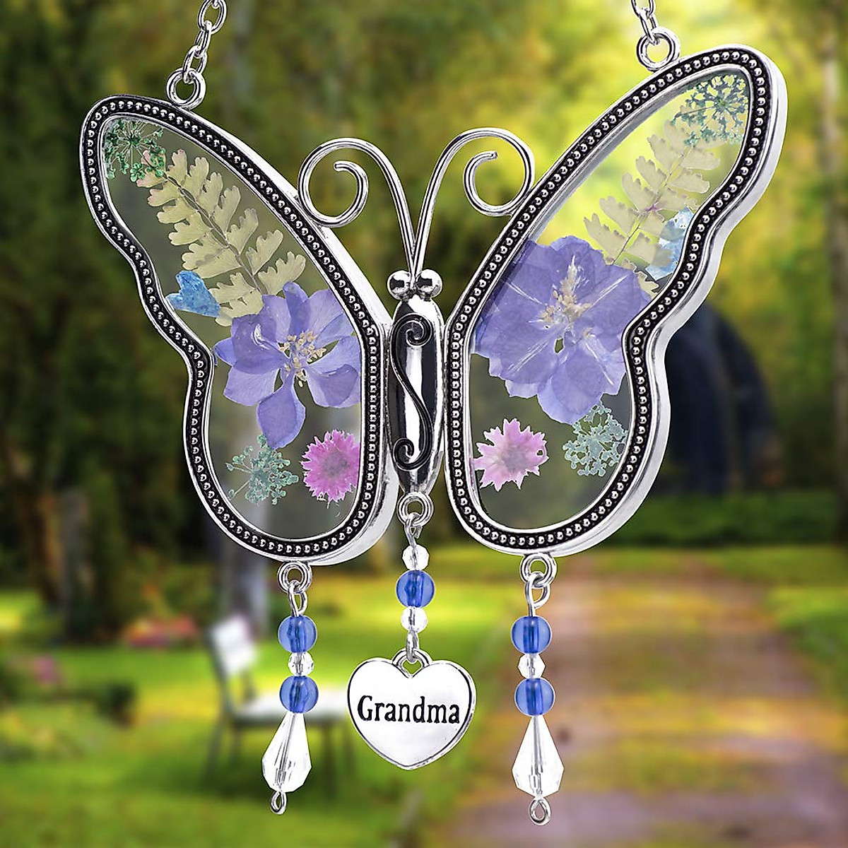 Laraine Butterfly Suncatcher with Pressed Colourful Flower Wings Mom Mother's Day Butterfly Glass Wind Chime Ornament Charm with Metal Heart Gifts for Mom Grandma Birthday (Purple Grandma)