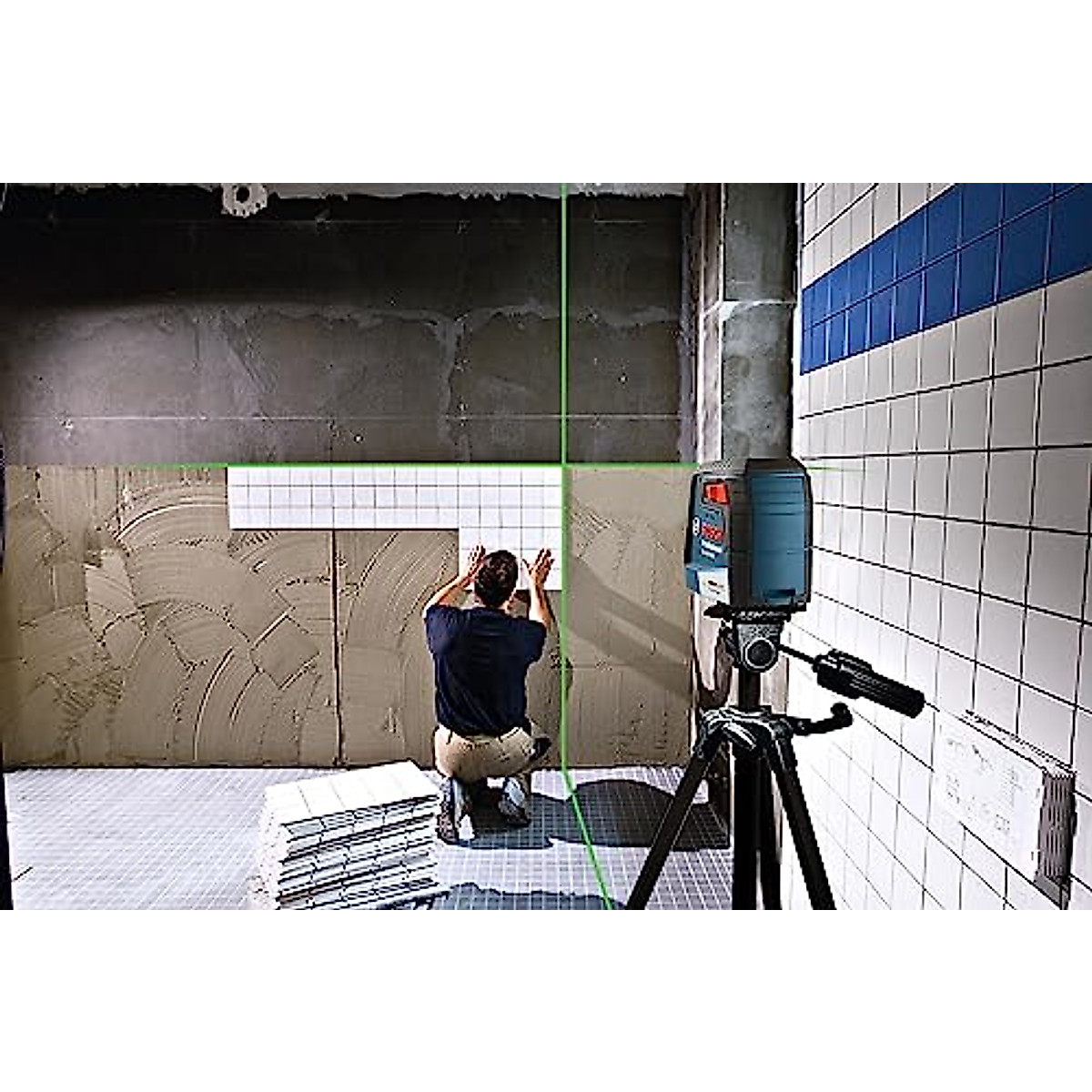 Bosch GLL40-20G 40ft Green-Beam Self-Leveling Cross-Line Laser with VisiMax Technology, 360 Degree Flexible Mounting Device and Carrying Pouch