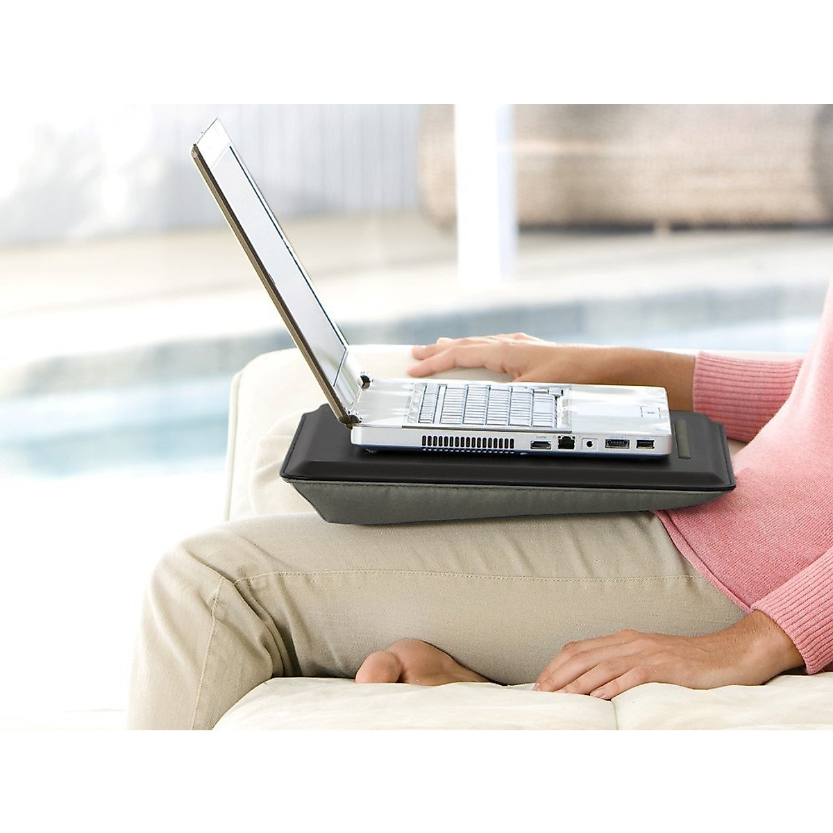 Belkin Notebook Cushdesk Pitch Black & Soft Grey F8N143eaKSG